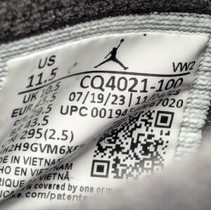 Jordan | Shoes | Nike Jordan Jumpman 22 White University Red Black ...